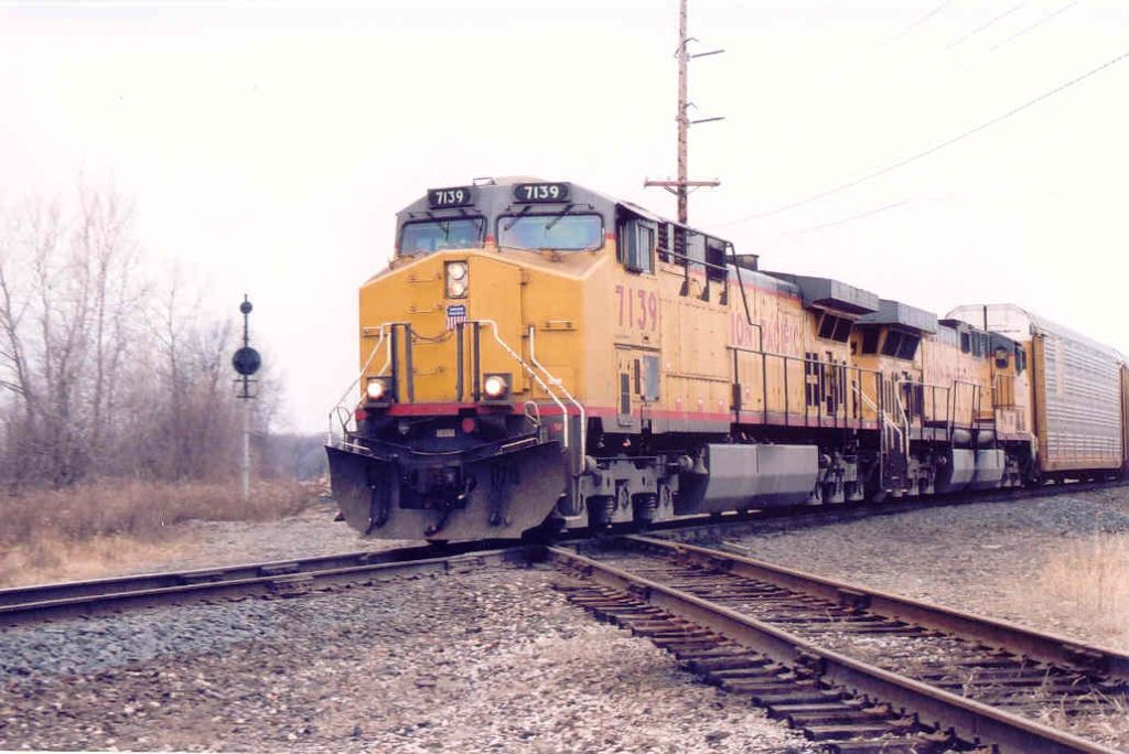 Crossing the diamond